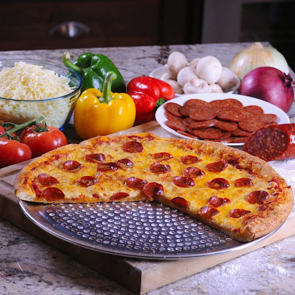 Crown Cookware 18" 18-Gauge Aluminum Perforated Pizza Pan - 500-07184 ...