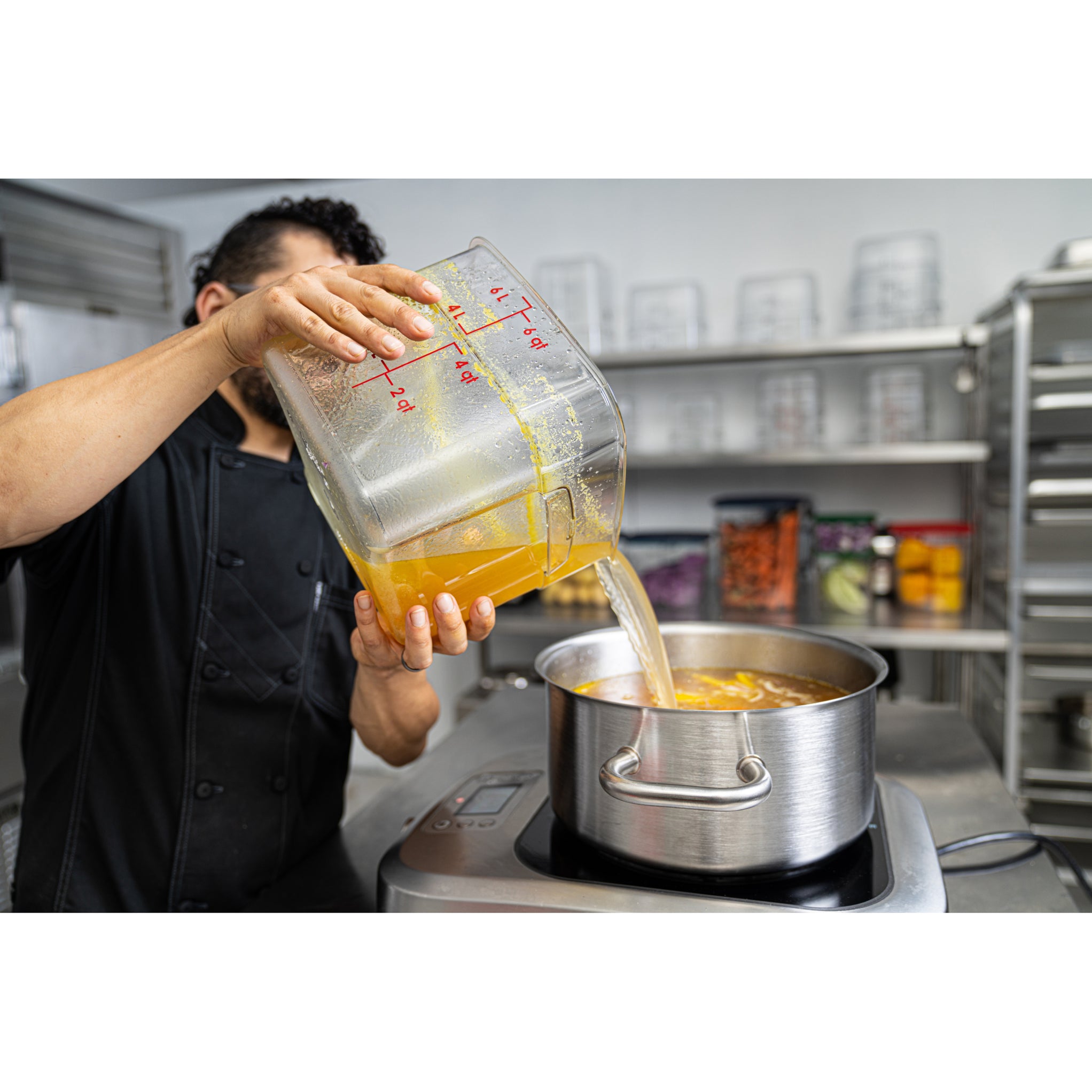 Cambro 6SFSPROCW135 Camsquares FreshPro 6 Qt. Clear Square Polycarbona ...