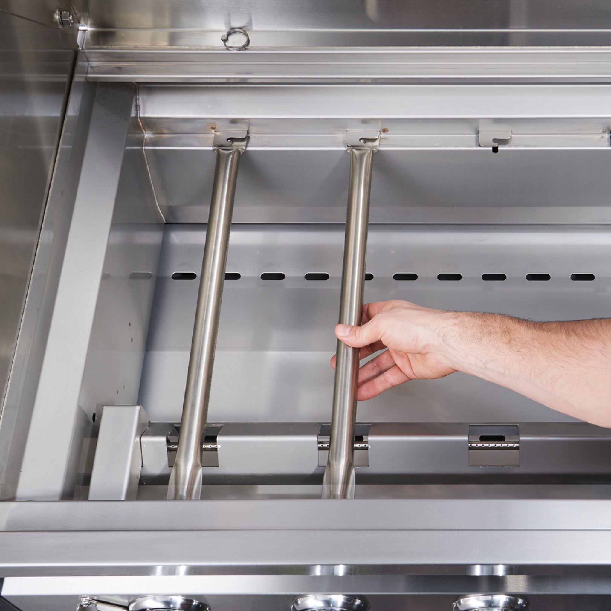 Crown Verity MCB-60RDP 60" Mobile BBQ Grill with Roll Dome Package -NG ...