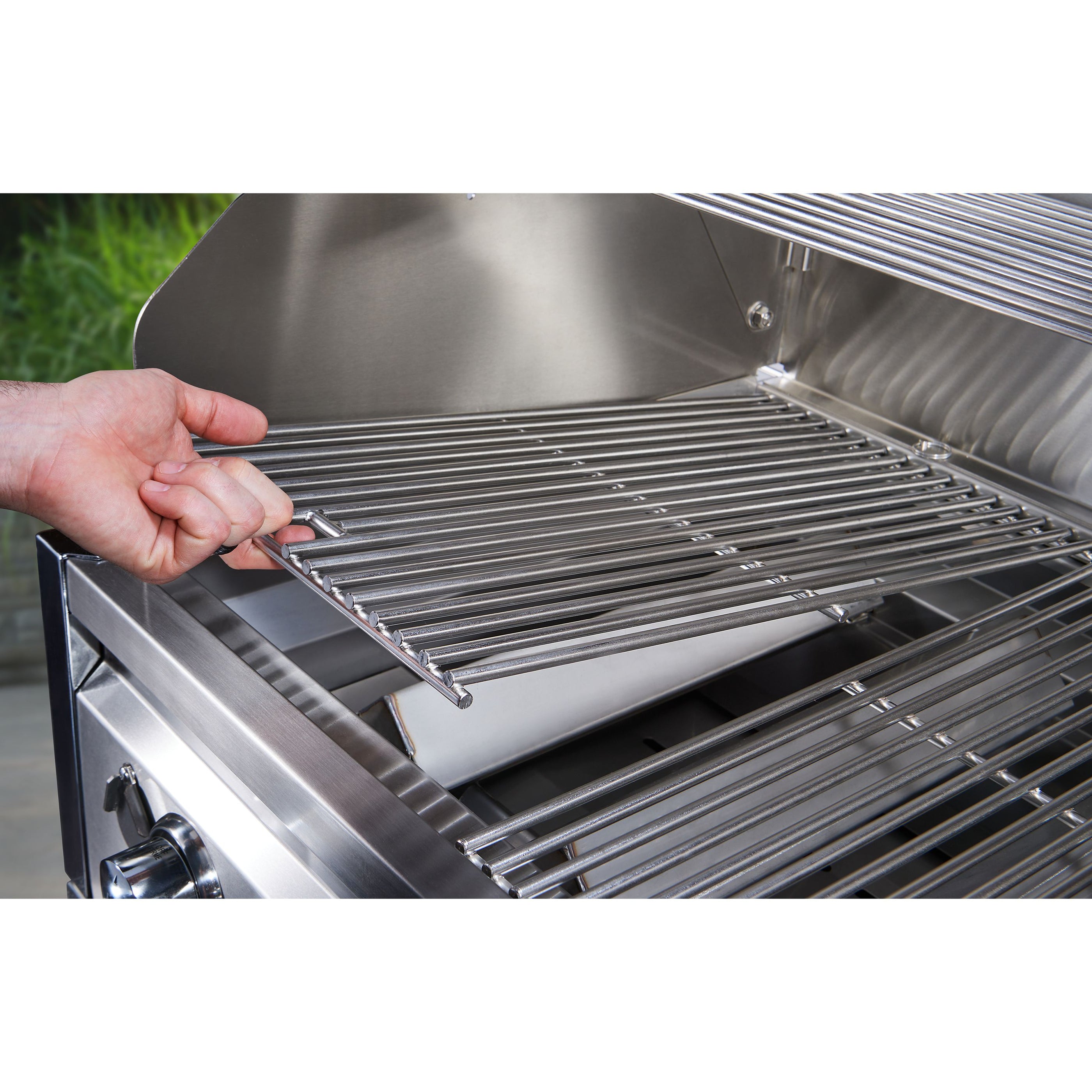 Crown Verity CV-MCB-60RWP-NG 60" Mobile BBQ Grill with Dome and Wind G ...